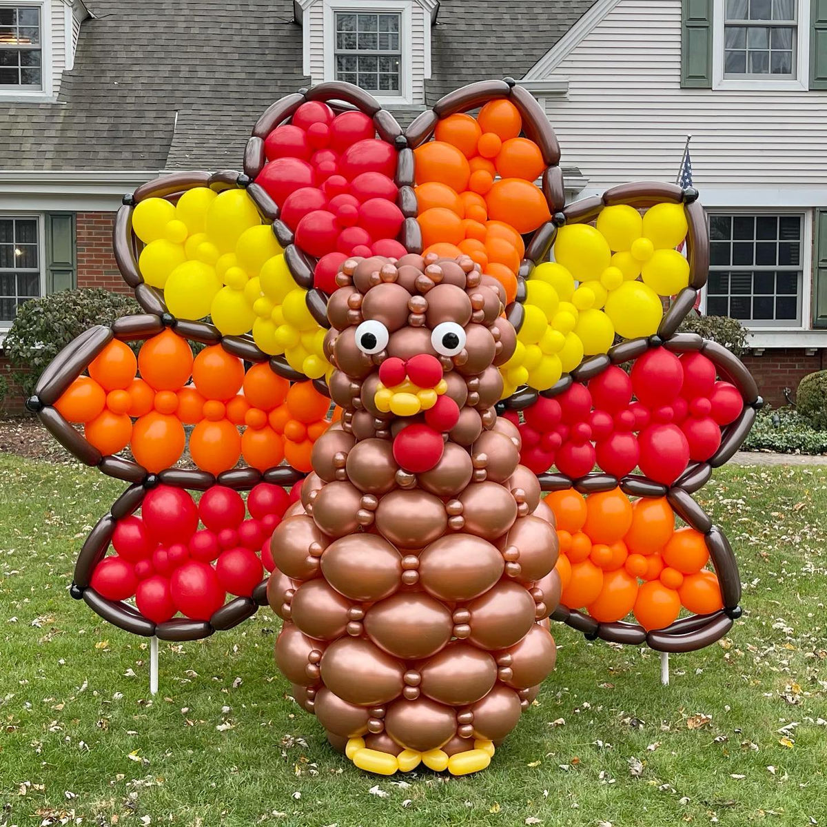 Gobble! Feathered Turkey Thanksgiving Sculpture — North Shore Balloon Decor