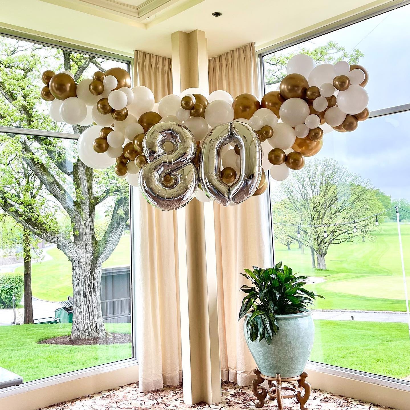 Tasteful 80th Birthday Corner Garland